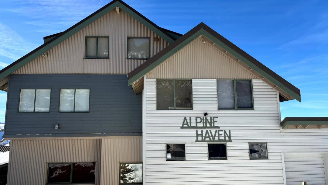Mt Hotham Accommodation Official Site - Alpine Haven 6