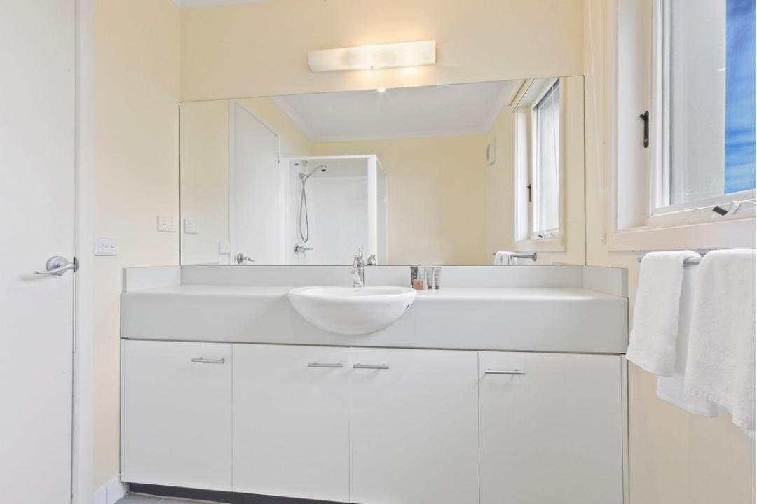 Mt Hotham Accommodation Official Site - Razorback 8